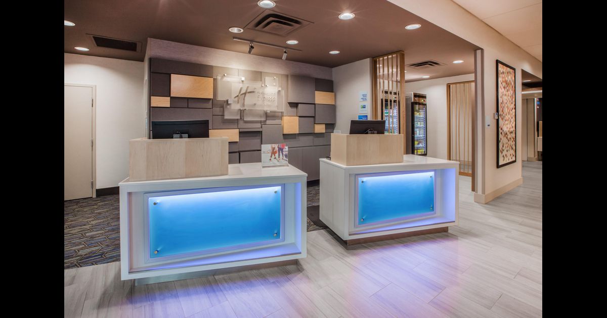 Holiday Inn Express Fall River North in Fall River, the United States ...