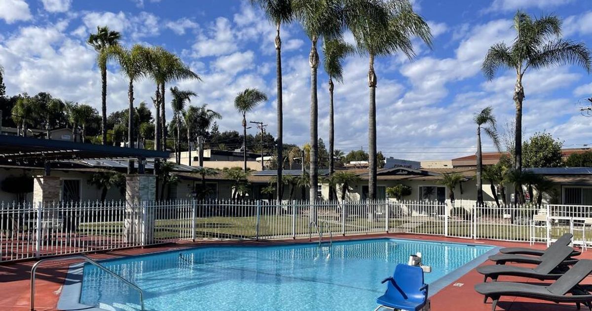 Fallbrook Country Inn £36. Fallbrook Hotel Deals & Reviews - KAYAK