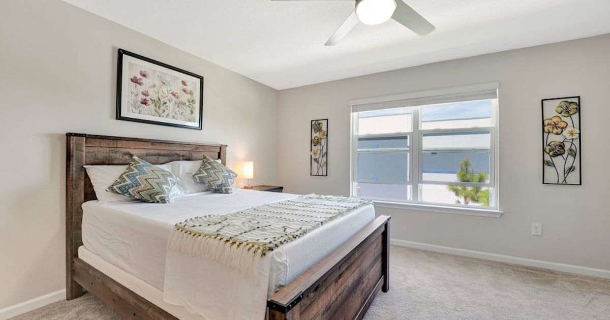 Zenhomes from $60. Brandon Hotel Deals & Reviews - KAYAK