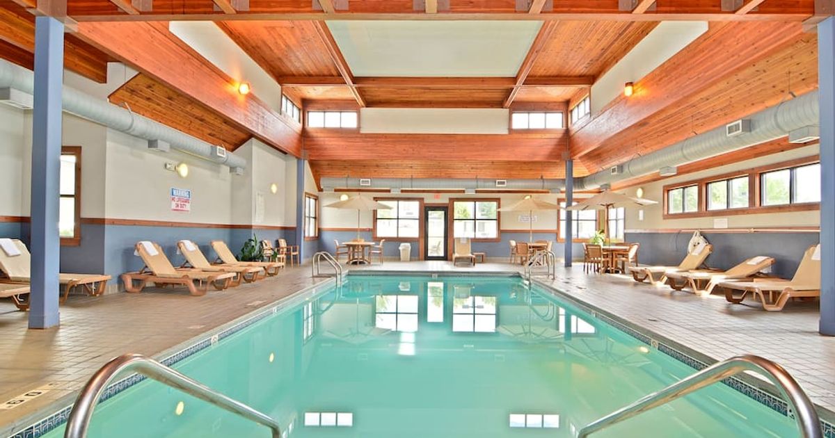 Quality Inn Homestead Park £69. Billings Hotel Deals & Reviews - KAYAK