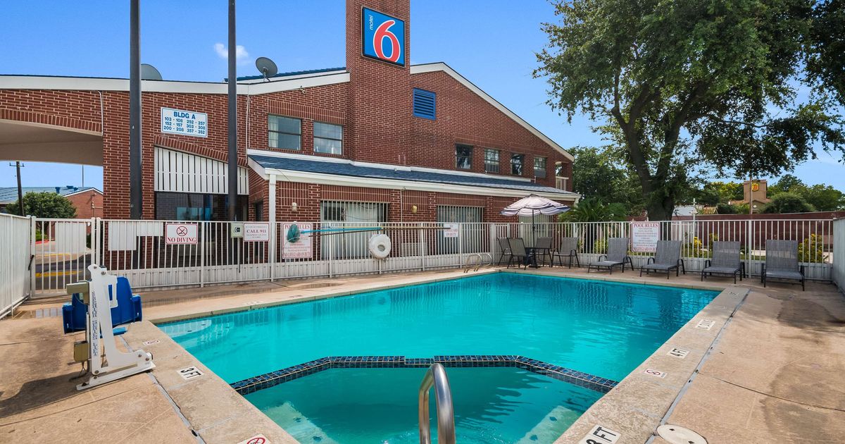 Motel 6-Houston, Tx - Brookhollow à partir de 41 €. Motels à Houston ...