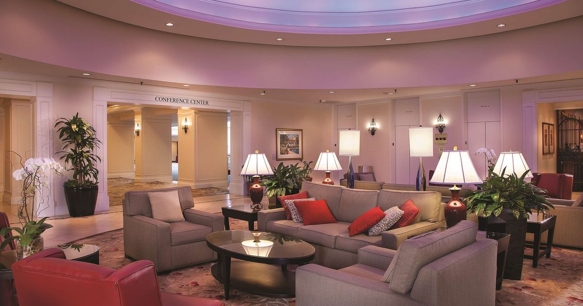 DoubleTree by Hilton Hotel Chicago - Oak Brook from $85. Oak Brook ...