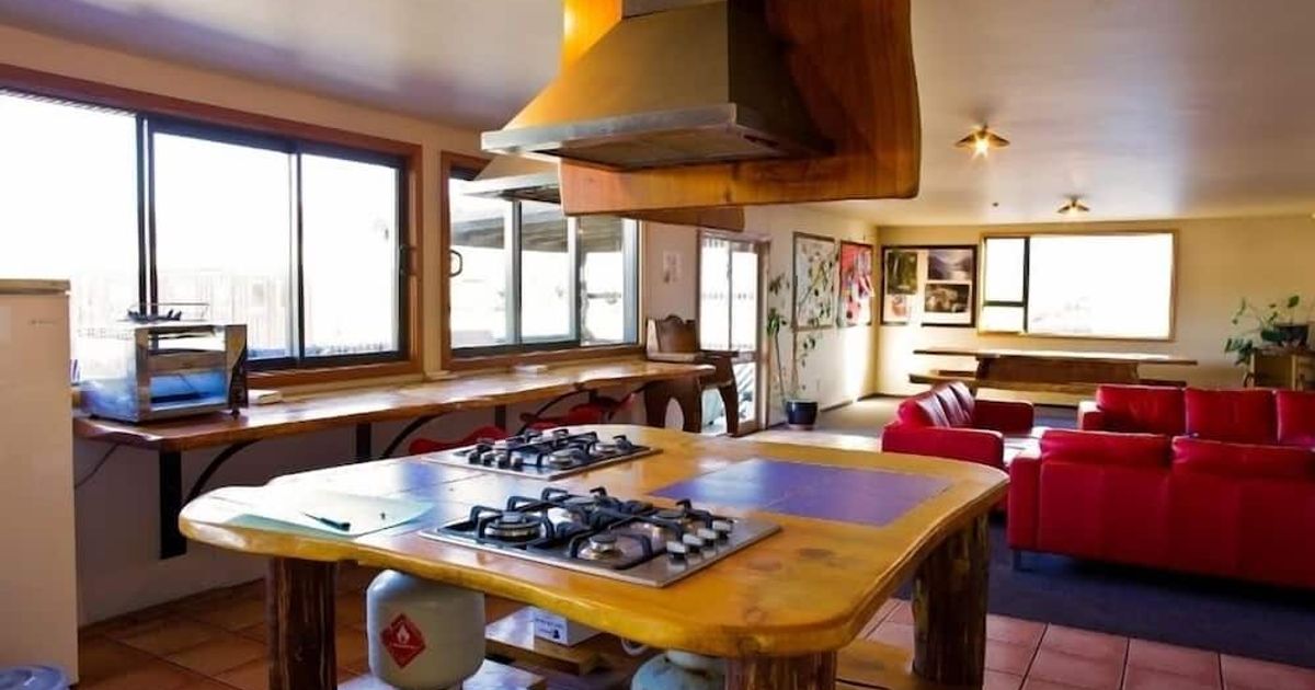Dusky Lodge from $23. Kaikoura Hotel Deals & Reviews - KAYAK