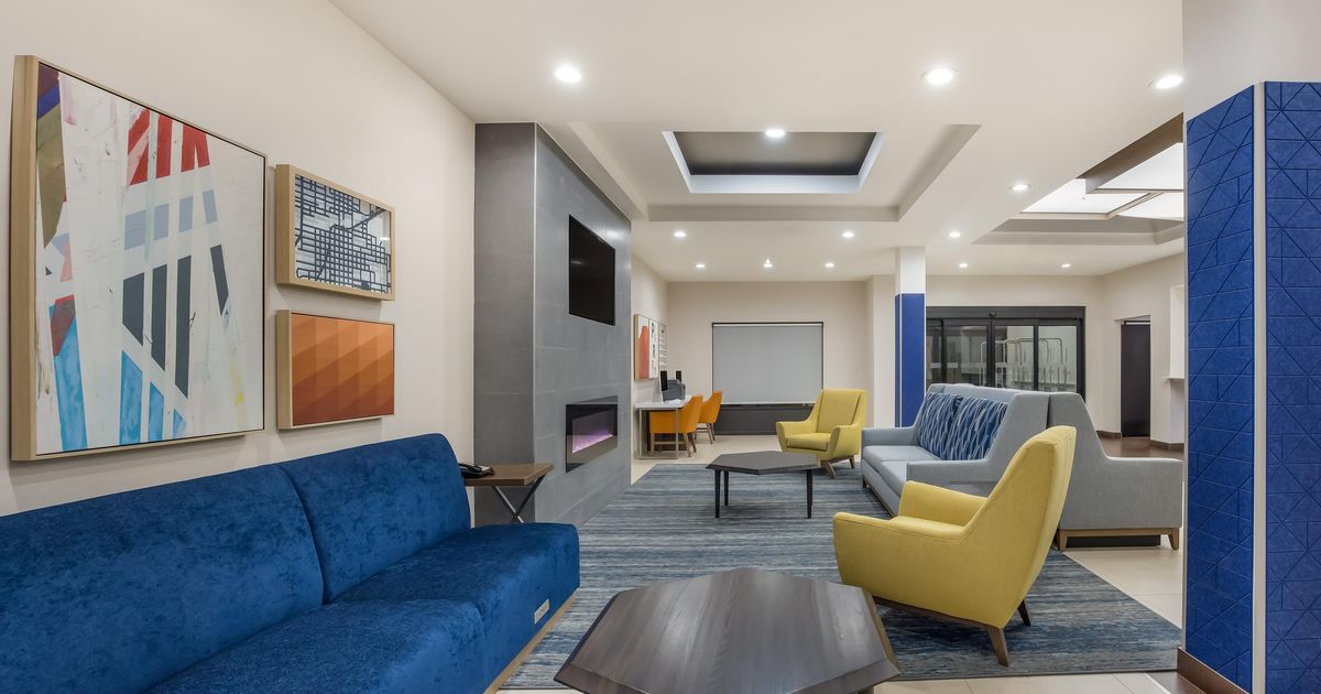 Holiday Inn Express & Suites Perry By IHG ab 99 €. Hotels in Perry - KAYAK