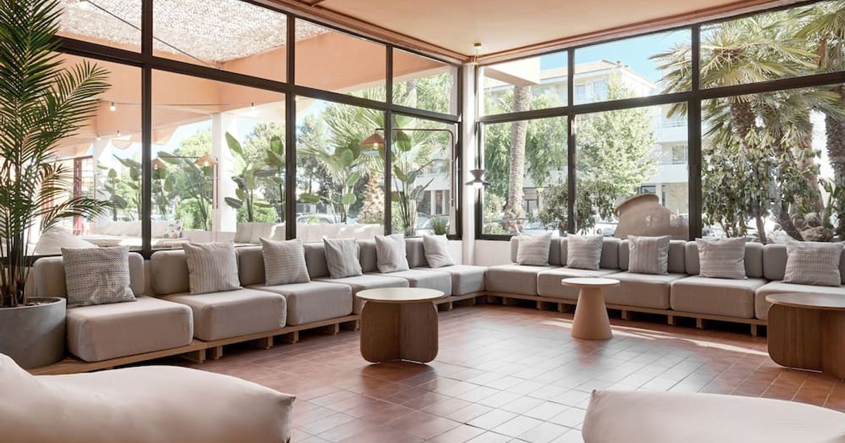 tent Calvia Beach à partir de 60 €. Hôtels à Magaluf - KAYAK