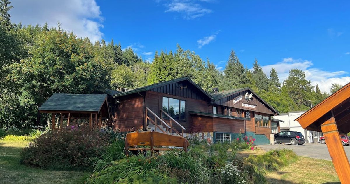 Chalet Inn from $111. Kitimat Hotel Deals & Reviews - KAYAK