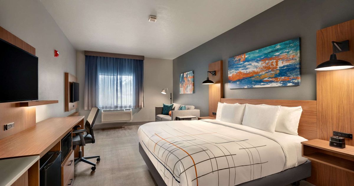 La Quinta Inn & Suites by Wyndham Springfield from $108. Springfield ...