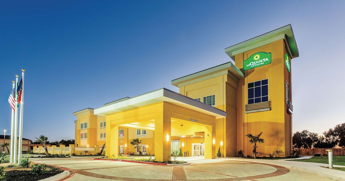 La Quinta Inn & Suites by Wyndham Cotulla $81. Cotulla Hotel Deals ...