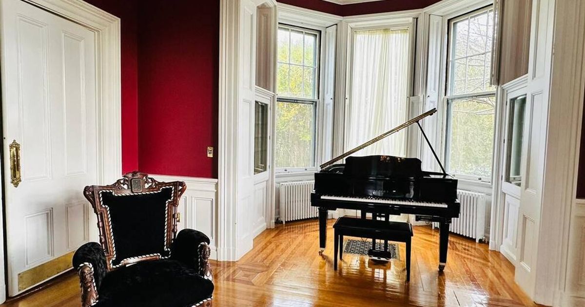The Hamilton Hoppin House from $79. Middletown Hotel Deals & Reviews ...