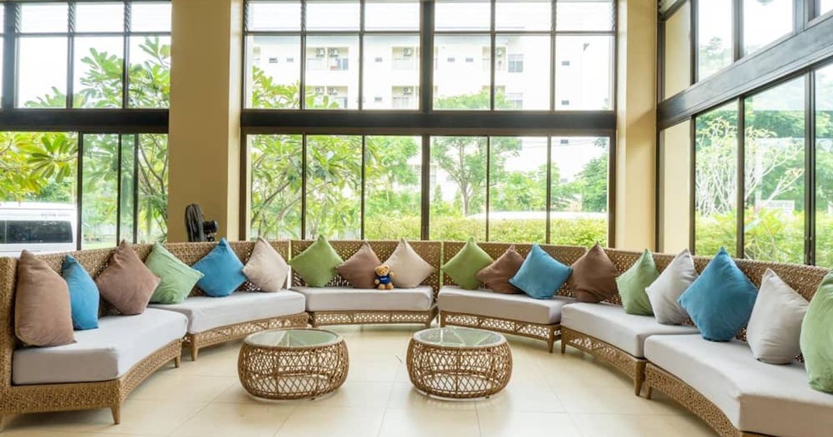 Recenta Suite Phuket Suanluang €17. Wichit Hotel Deals & Reviews - KAYAK