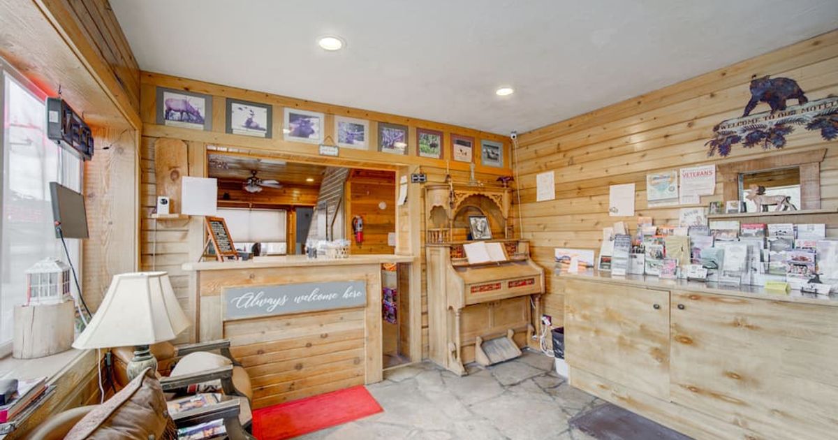 Livingston Inn - Historic £53. Livingston Hotel Deals & Reviews - KAYAK