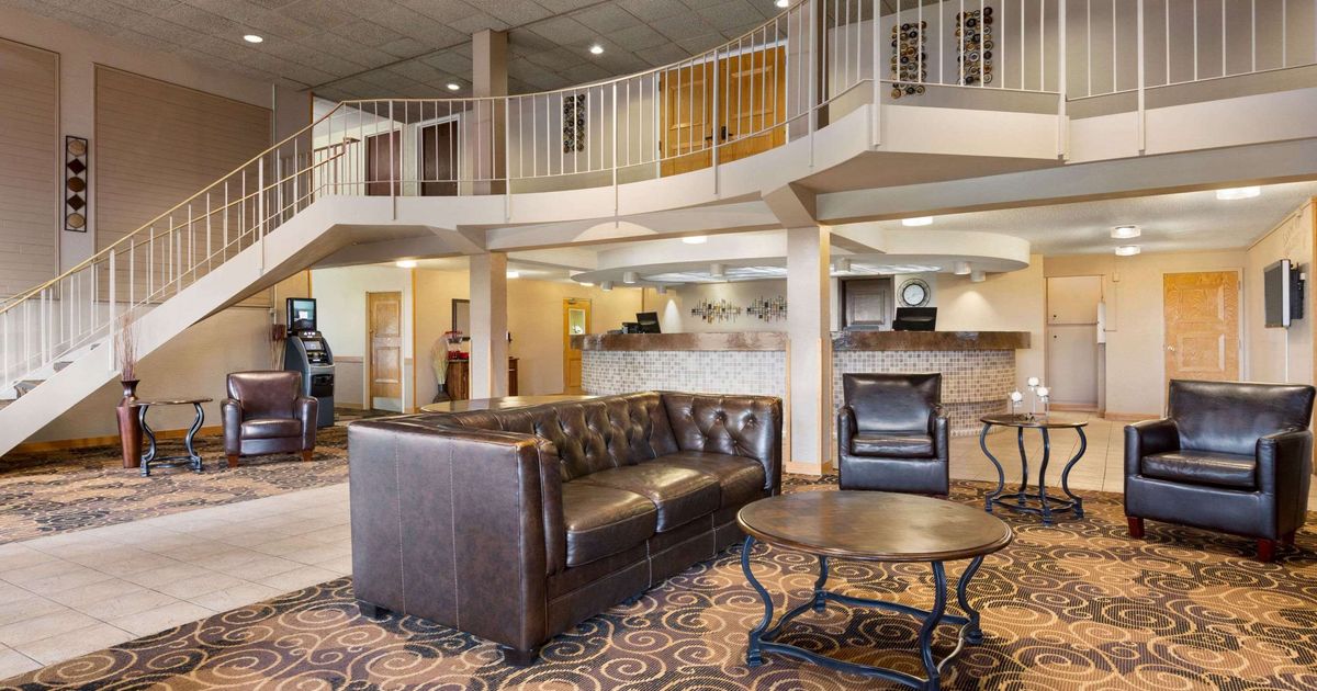Ramada by Wyndham Bismarck £45. Bismarck Hotel Deals & Reviews - KAYAK