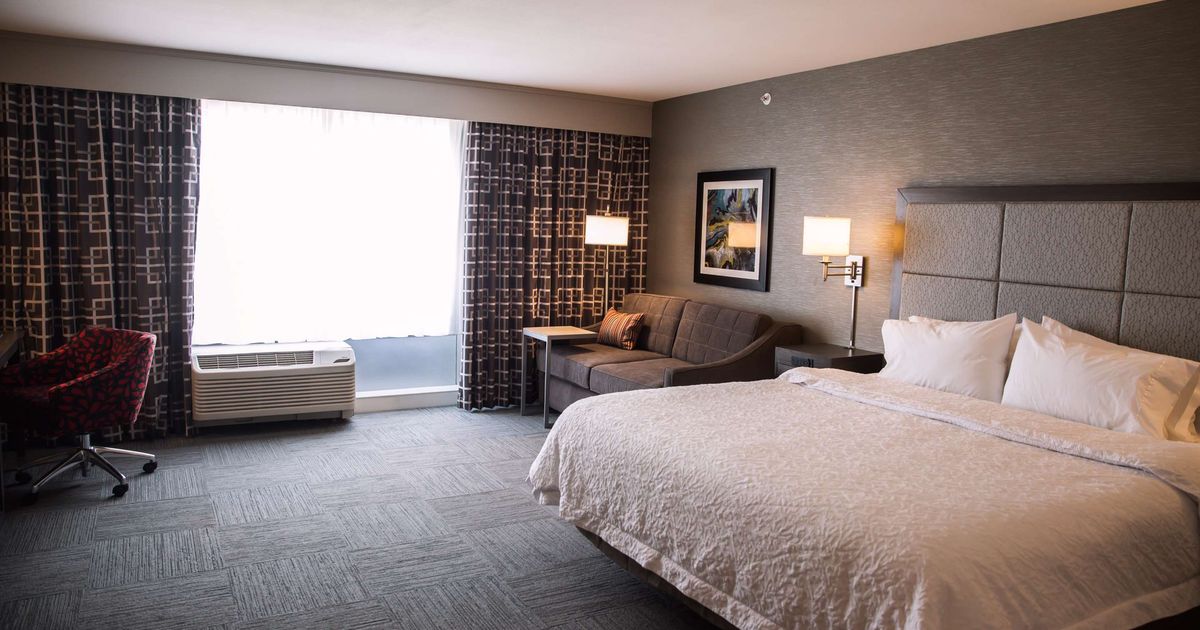 Hampton Inn Pontiac from $115. Pontiac Hotel Deals & Reviews - KAYAK