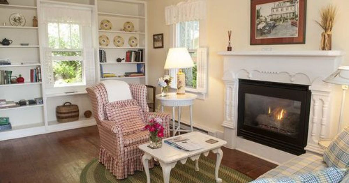 Orchard Inn £204. Saluda Hotel Deals & Reviews - KAYAK