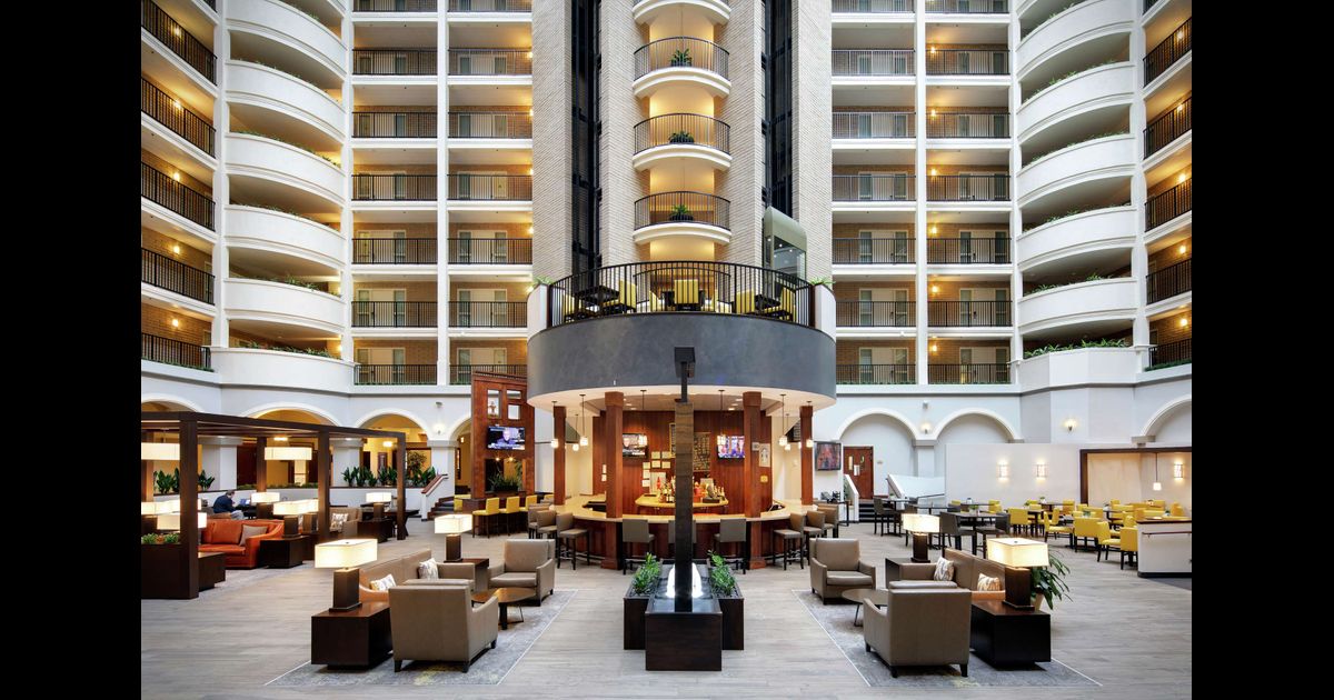 Embassy Suites by Hilton Dallas Park Central Area à Dallas, États-Unis ...