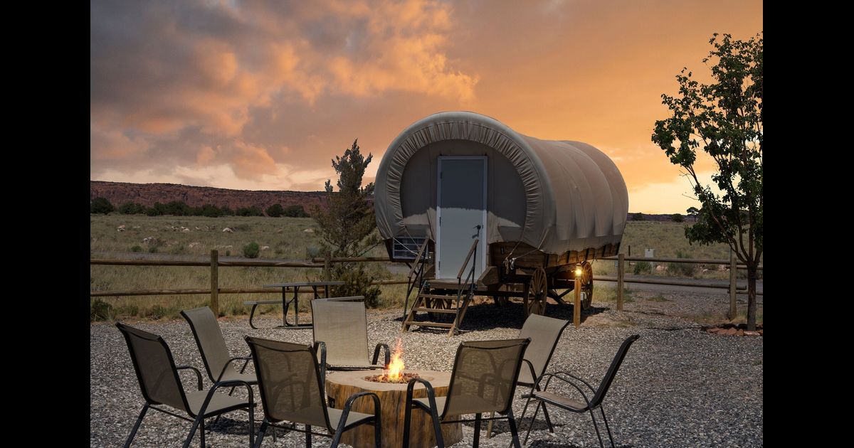 Broken Spur Inn & Steakhouse in Torrey, the United States from $97 ...