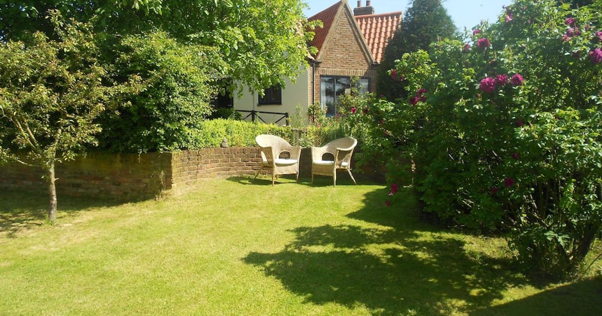 Villa Farm Cottage £96. Goxhill Hotel Deals & Reviews - KAYAK