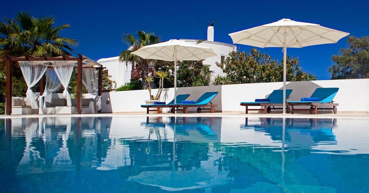 Arlene Suites from $92. Mesaria Hotel Deals & Reviews - KAYAK