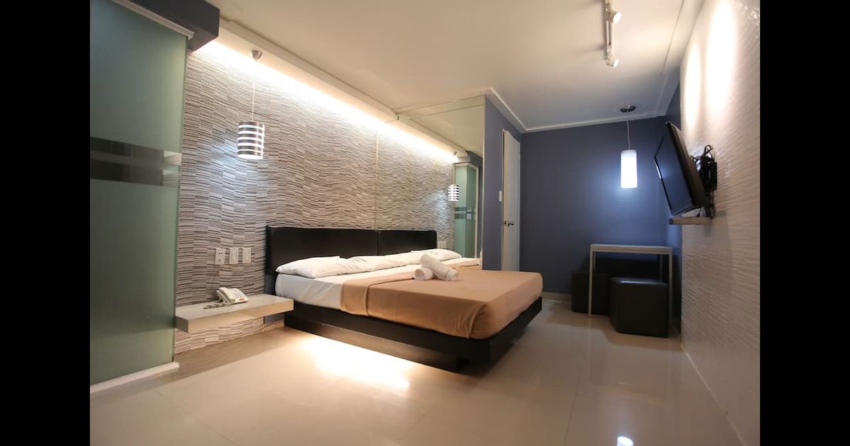 One Serenata Hotel Bacoor in Bacoor, the Philippines from $30: Deals ...