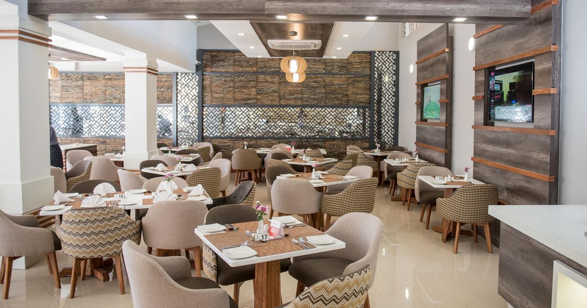 Holiday Inn Mutare By IHG from $109. Mutare Hotel Deals & Reviews - KAYAK