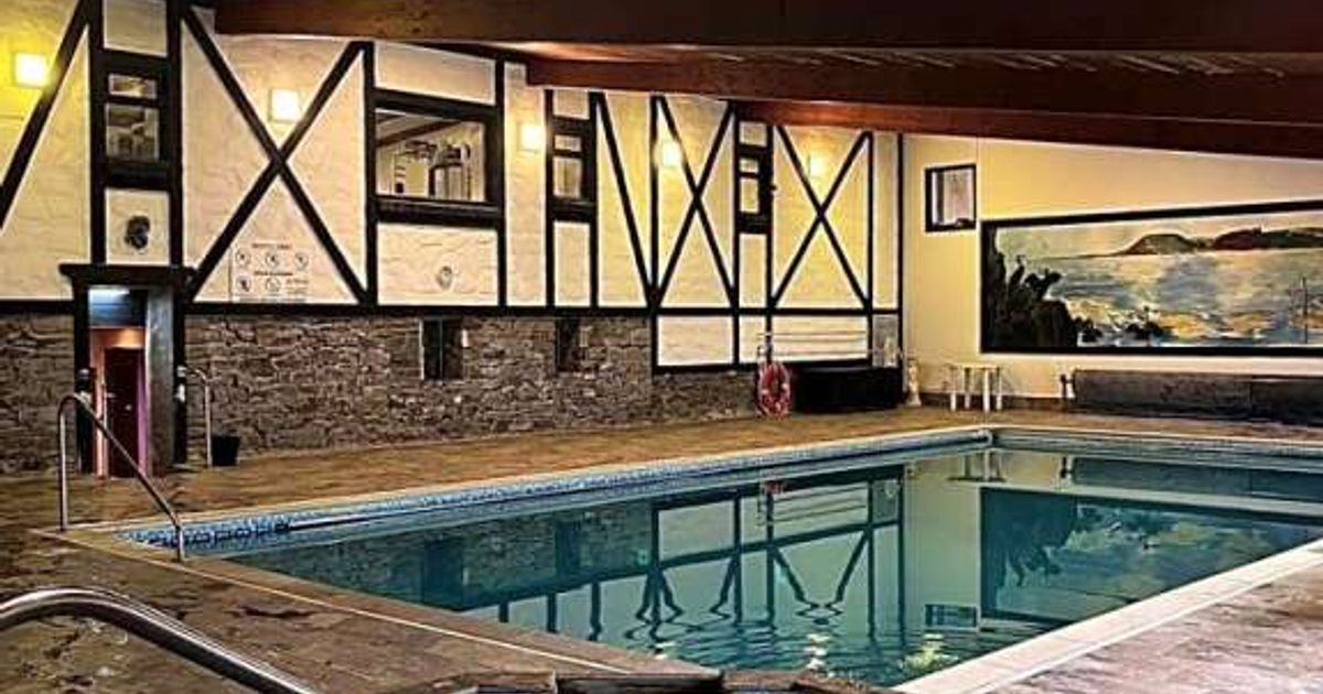 Three Rivers Hotel, Ferryside | HotelsCombined