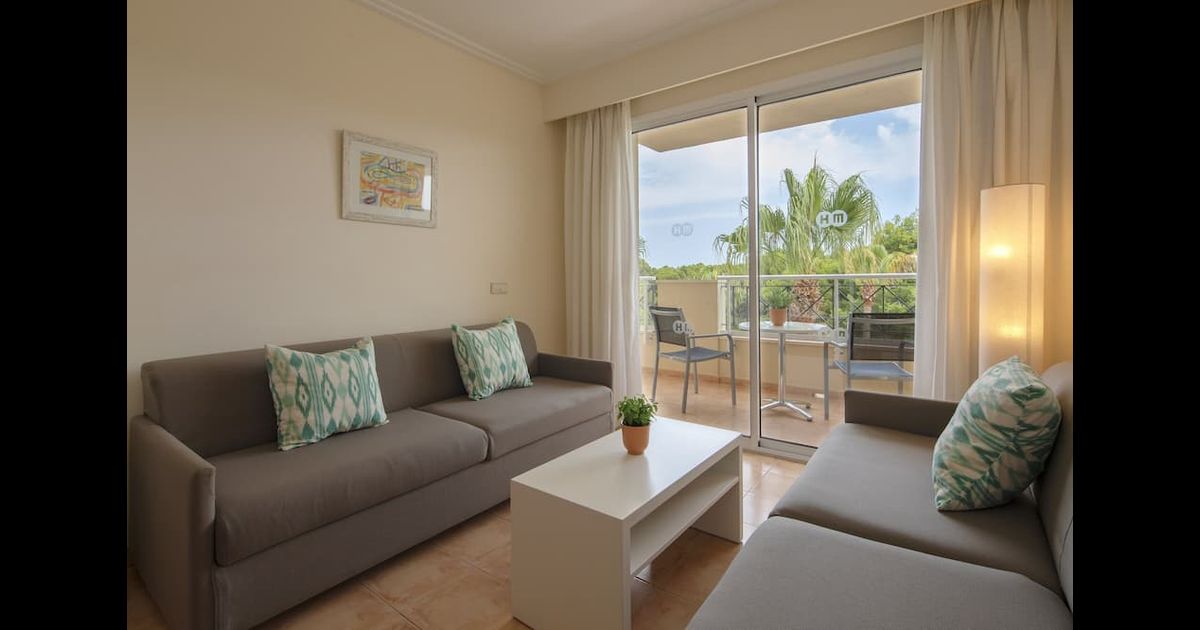 Hm Mar Blau in Cala Millor, Spain from $77: Deals, Reviews, Photos ...