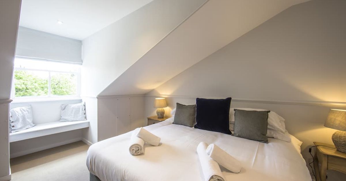 The Fox Inn, Dorchester | HotelsCombined