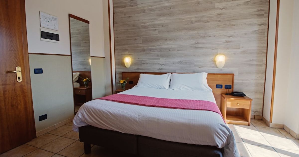 Albergo Moderno & Spa from $70. Fuipiano Valle Imagna Hotel Deals ...