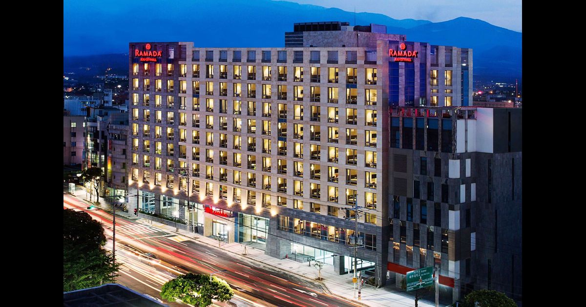 Ramada Jeju City Hall, Jeju City - Compare Deals