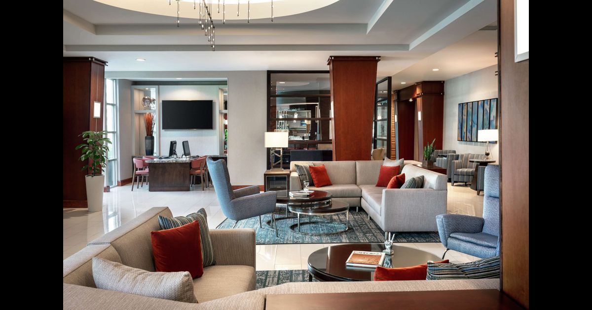 DoubleTree by Hilton San Francisco Airport North Bayfront in Brisbane ...