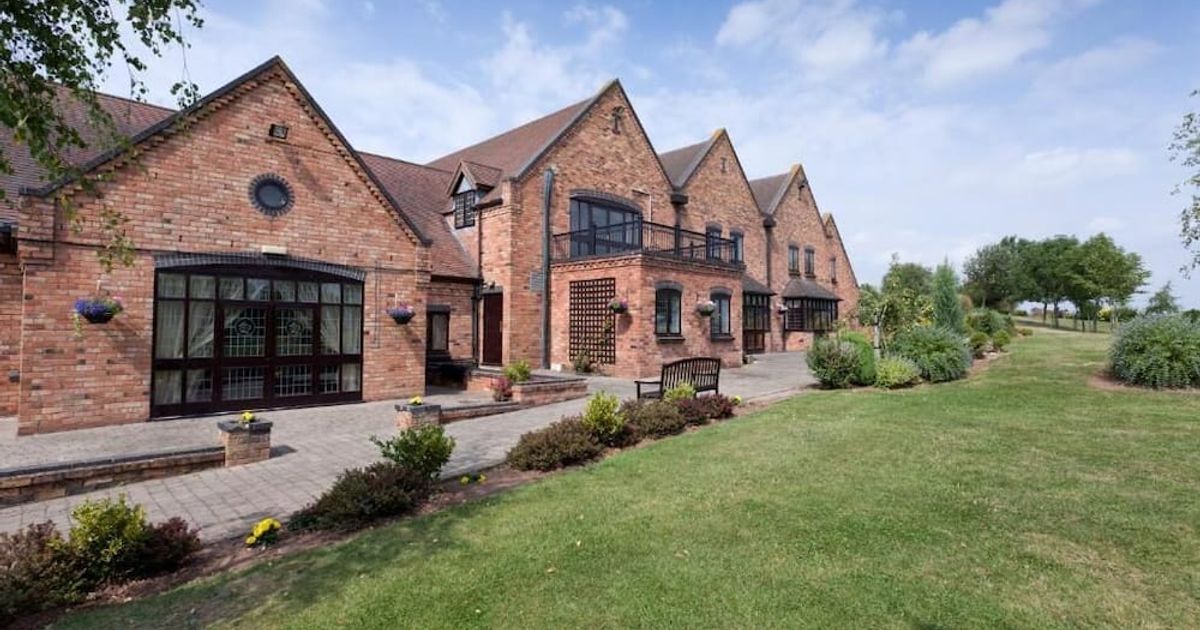 The Pear Tree Inn & Country Hotel from $90. Worcester Hotel Deals ...