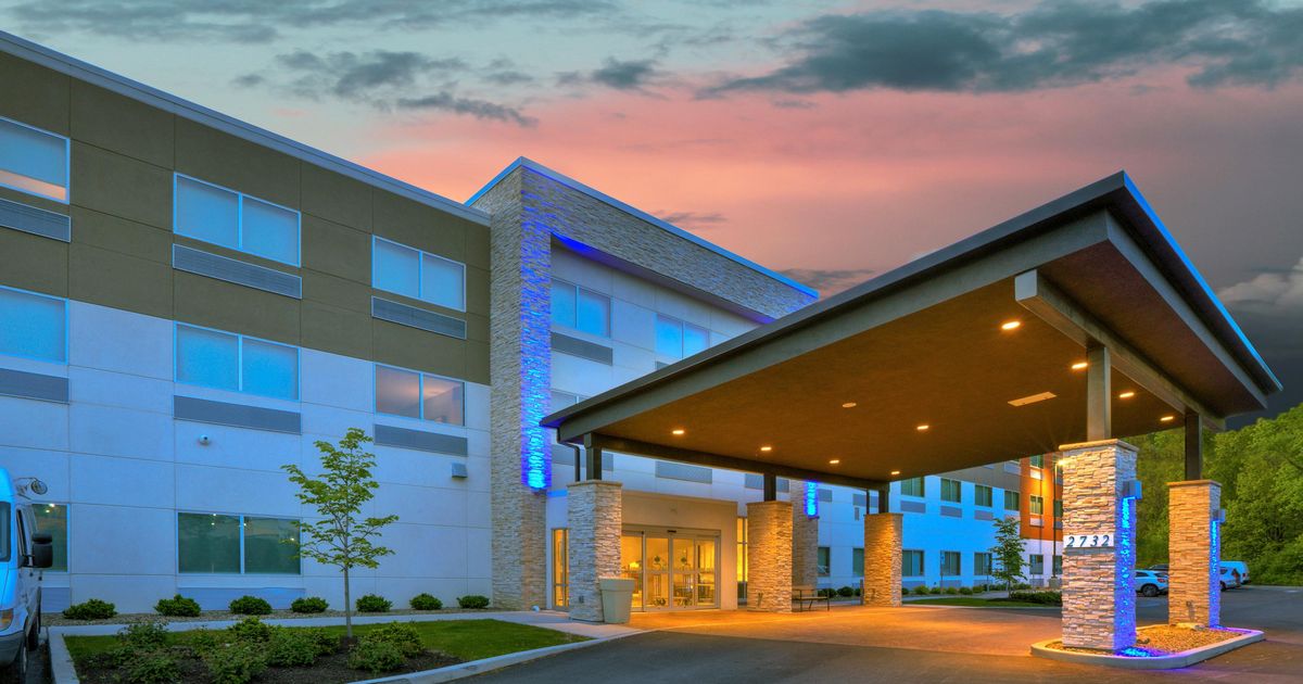 Holiday Inn Express & Suites New Castle By IHG from $124. New Castle ...