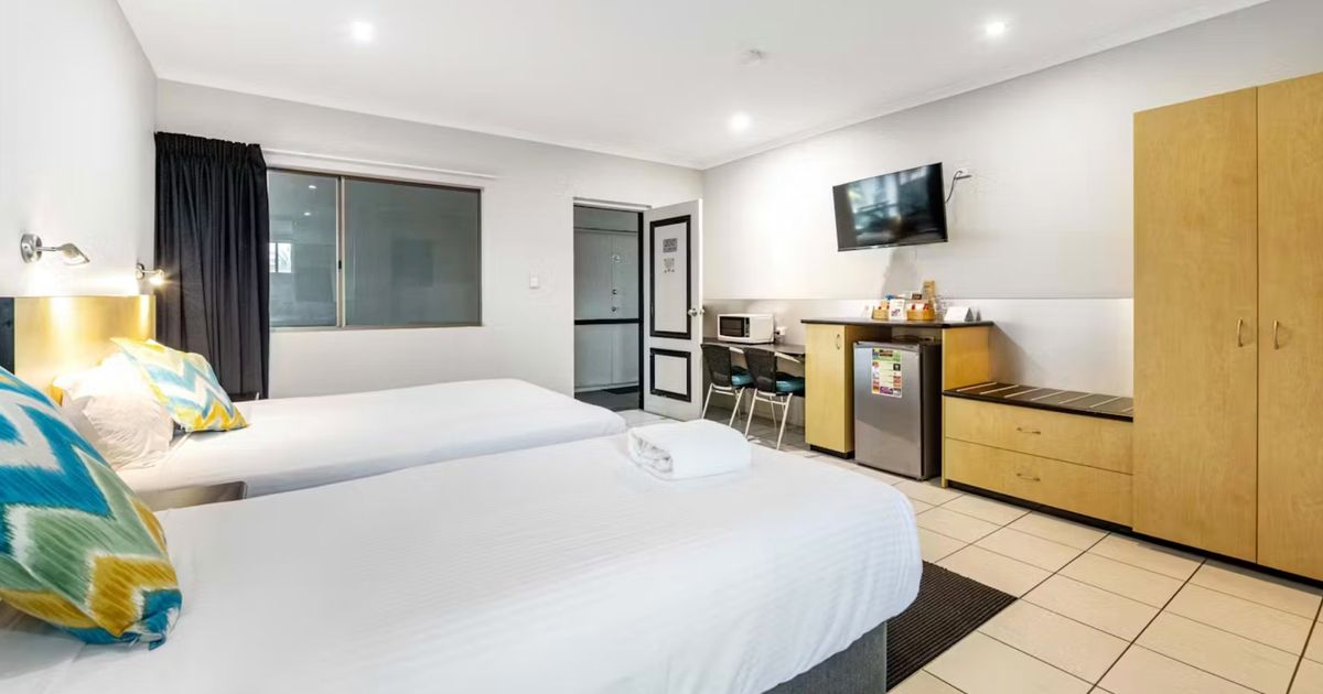Alara Motor Inn $114. Mackay Hotel Deals & Reviews - KAYAK