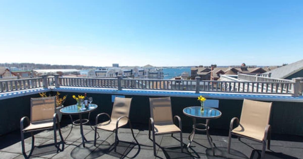 Admiral Fitzroy Inn from $193. Newport Hotel Deals & Reviews - KAYAK