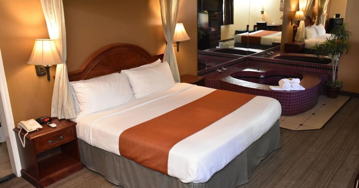 Dynasty Suites Redlands £65. Redlands Hotel Deals & Reviews - KAYAK