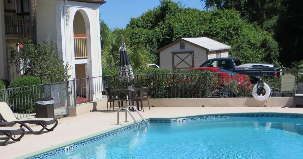 Central Motel - Inverness from $86. Inverness Hotel Deals & Reviews - KAYAK