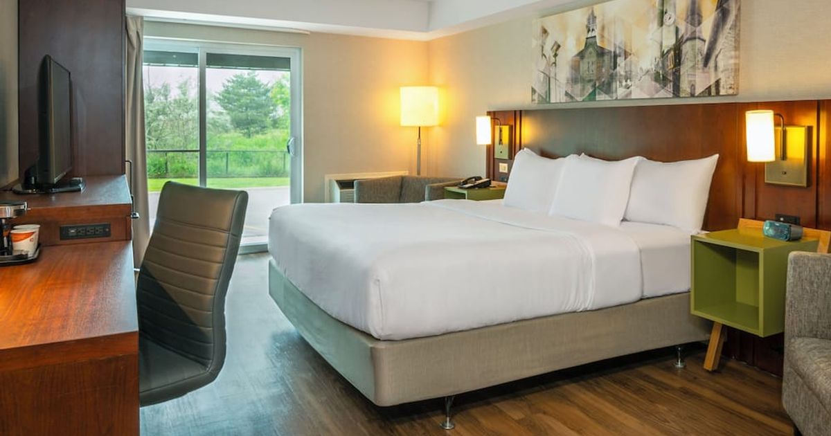 Comfort Inn Parry Sound from $95. Parry Sound Hotel Deals & Reviews - KAYAK