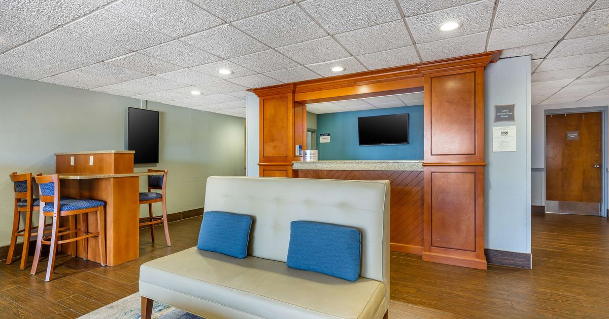 Best Western Port Clinton from $69. Port Clinton Hotel Deals & Reviews ...