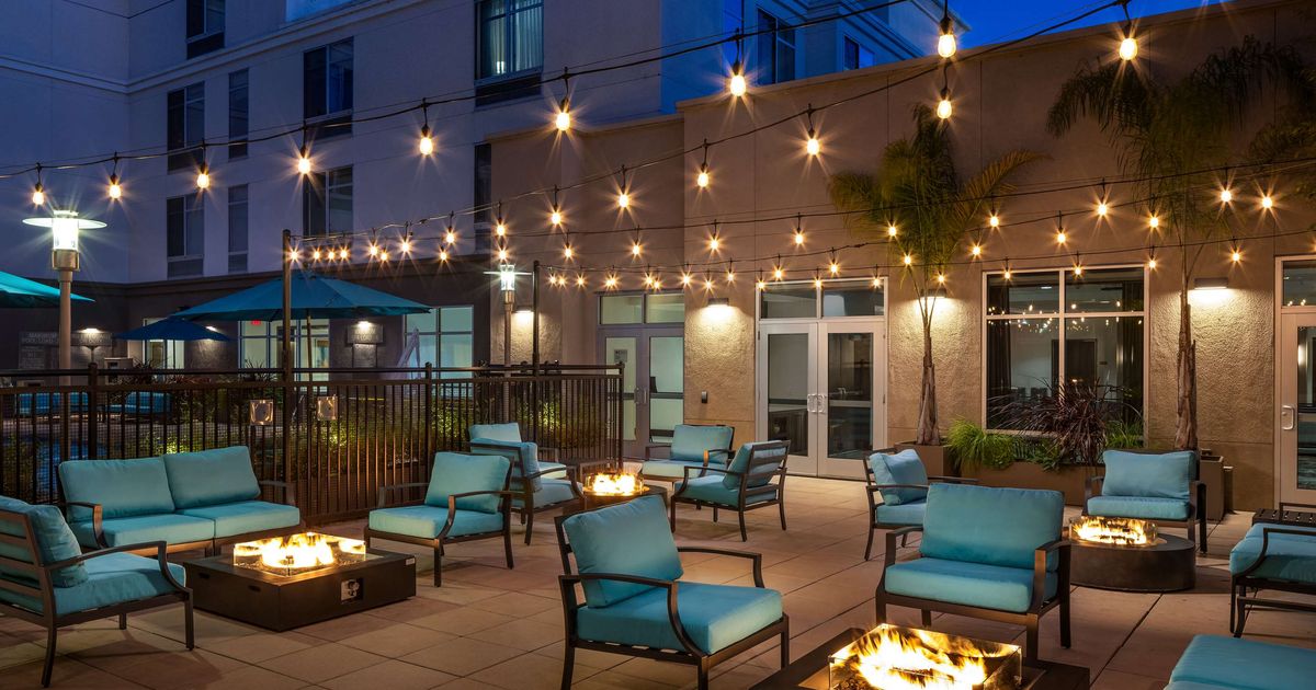 Hyatt Place Santa Cruz, Santa Cruz | HotelsCombined