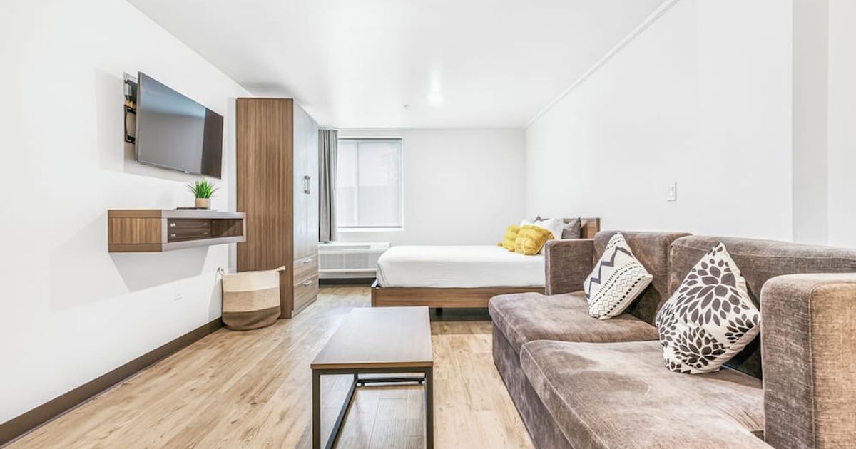 Starling from $78. San Diego Hotel Deals & Reviews - KAYAK