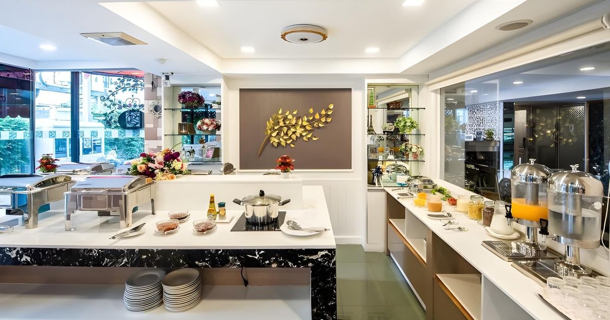 Roseate Ratchada from $22. Bangkok Hotel Deals & Reviews - KAYAK