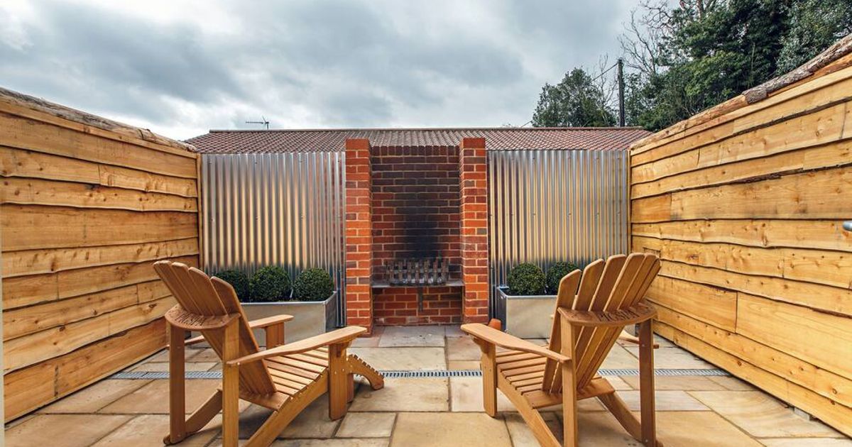 The Pigs from $265. Holt Hotel Deals & Reviews - KAYAK