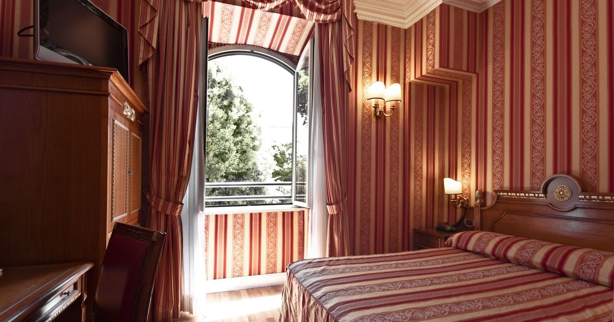 Gambrinus Hotel from $91. Rome Hotel Deals & Reviews - KAYAK