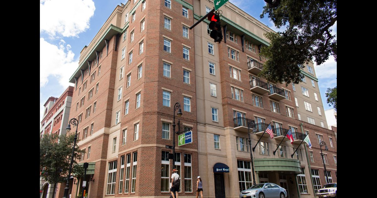 Holiday Inn Express Savannah-Historic District $168 ($̶3̶4̶0̶ ...
