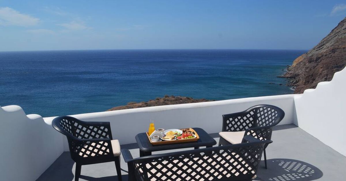 Golden Beach Resort Anafi from $115. Anafi Hotel Deals & Reviews - KAYAK