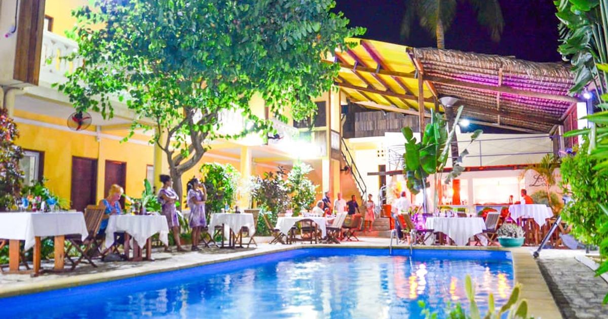 Hôtel Restaurant Coco Lodge Majunga from $41. Mahajanga Hotel Deals ...
