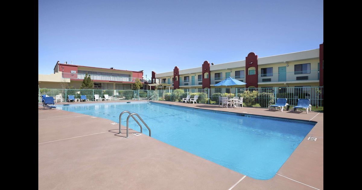 Days Inn by Wyndham Santa Fe New Mexico in Santa Fe, the United States ...