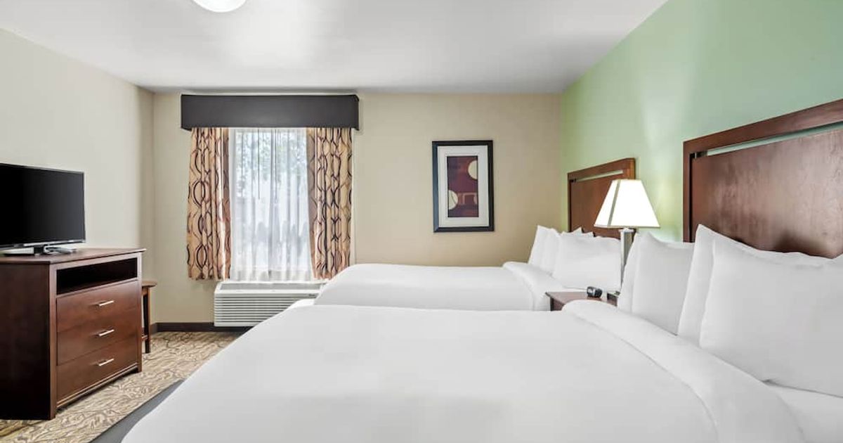 Ledgestone Suites Hotel Vernal from $30. Vernal Hotel Deals & Reviews ...