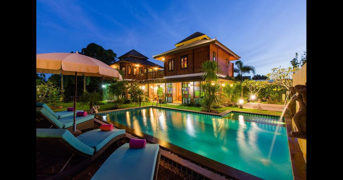 Lemon Tree Naturist Resort Naiharn Beach Phuket i Phuket, Thailand fra ...