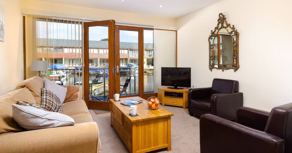 Tewitfield Marina £85. Carnforth Hotel Deals & Reviews - KAYAK